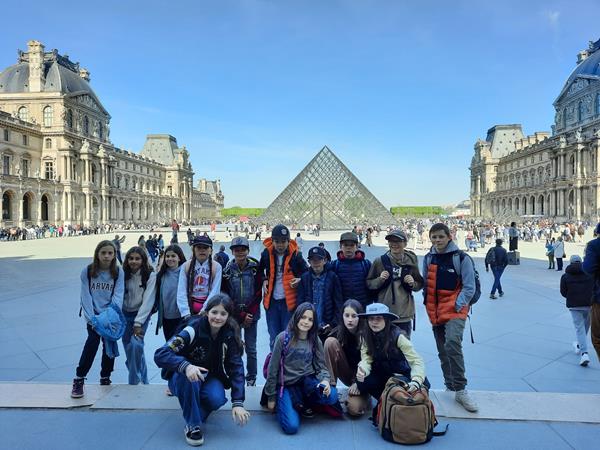 Arâches-la-Frasse : le conseil municipal des jeunes en visite à Paris
